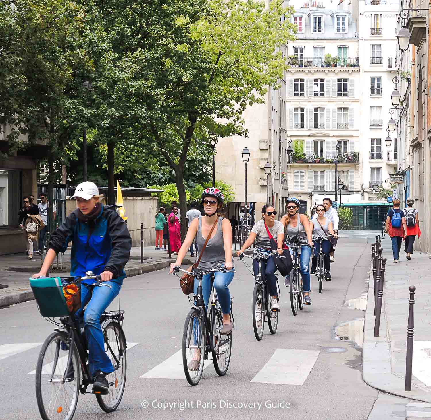 What to Do on Your First Day in Paris - Paris Discovery Guide