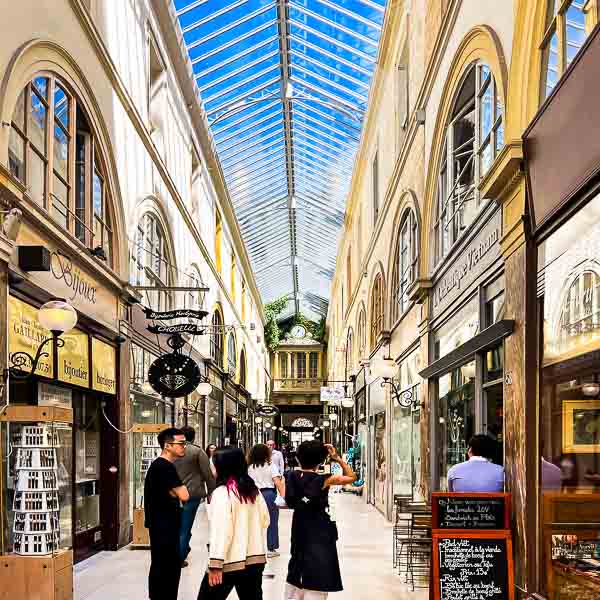 Paris Discovery Guide | Best Paris Travel Tips for Visitors